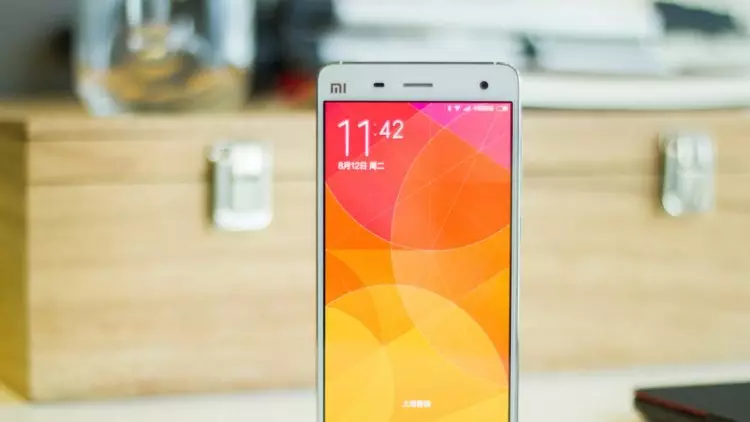 Xiaomi Mi4.