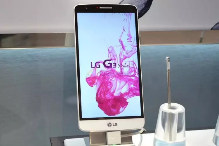 LG G3 Stylus.