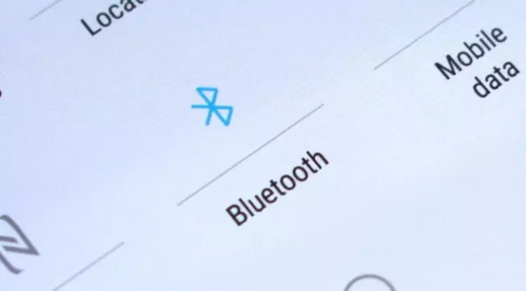 Cât de mult încărcare mănâncă Bluetooth în smartphone-uri 1823_1
