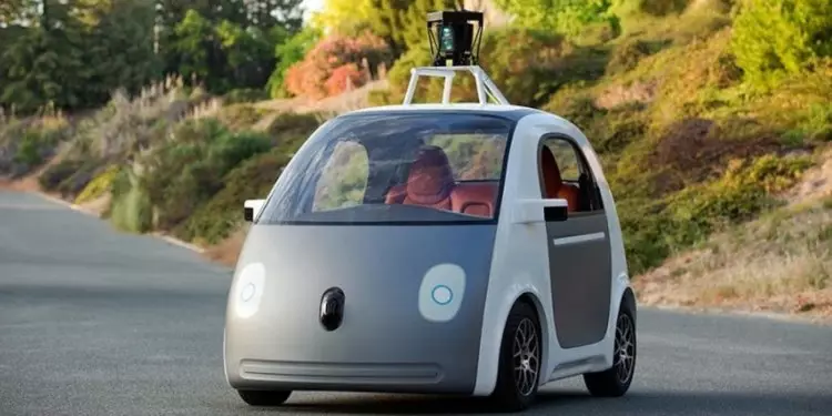 Google samoupravnim automobil