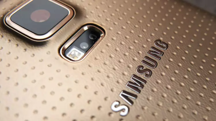 Galaxia S5.