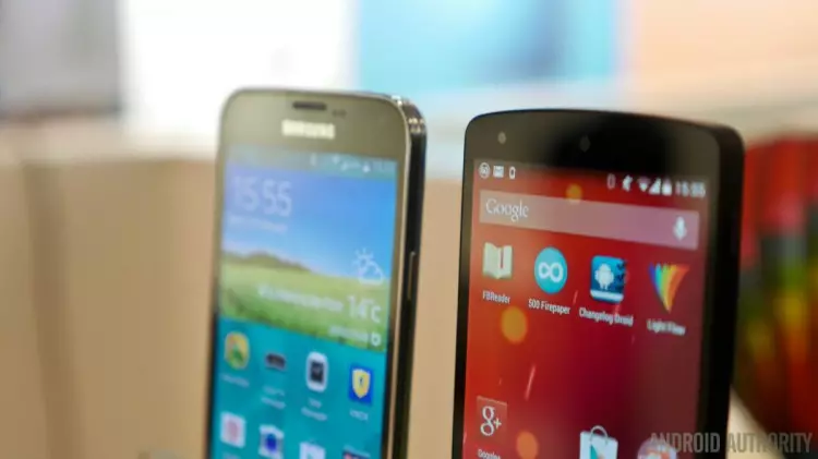 Galaxy S5 срещу Nexus 5