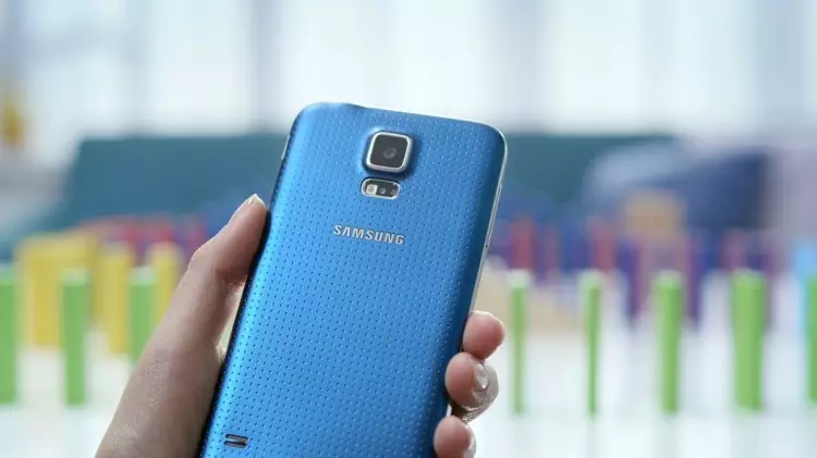 I-Samsung Galaxy S5.