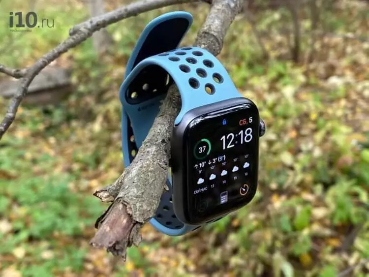 Apple Watch.