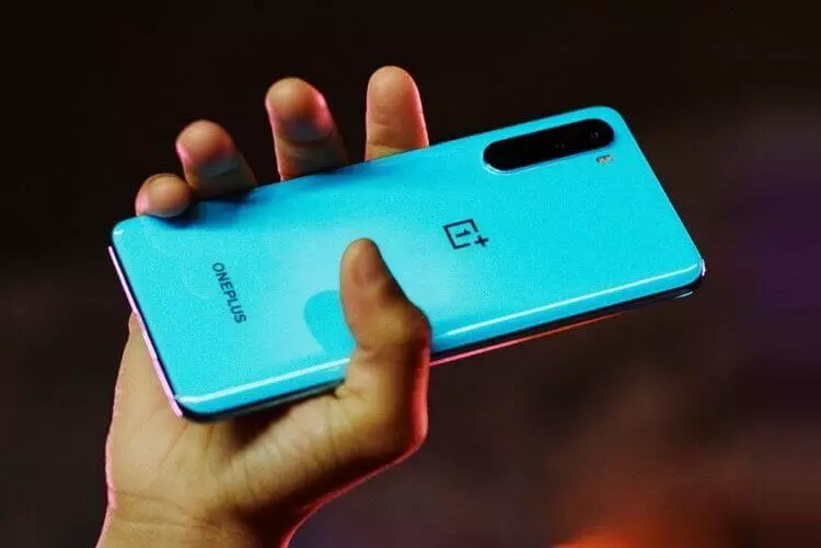 OnePlus sedang bersiap untuk merilis smartphone yang lebih murah 1913_1