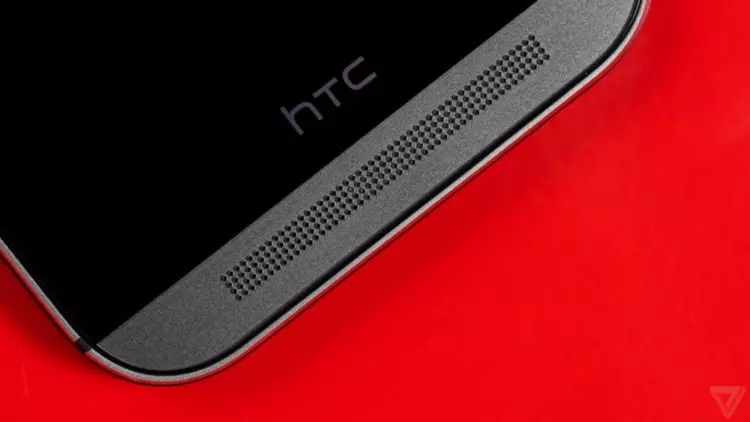 HTC One M8.