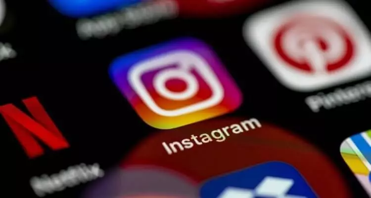 Деректер Инстаграмдағы Instagram, Youtube және Tiktok желісіне кірді. Не істеу? 1928_3