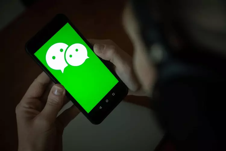 Sebagai larangan di USA Popular Wechat Messenger akan memengaruhi semua smartphone 1963_2