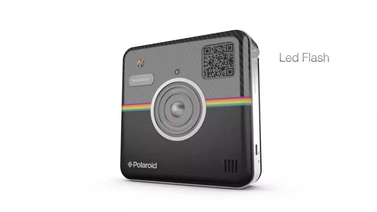 Polaroid prezantoi një aparat fotografik Retro në Android 19653_3