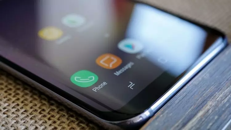 Galaxy Note 8 non herda a principal desvantaxe do Galaxy S8