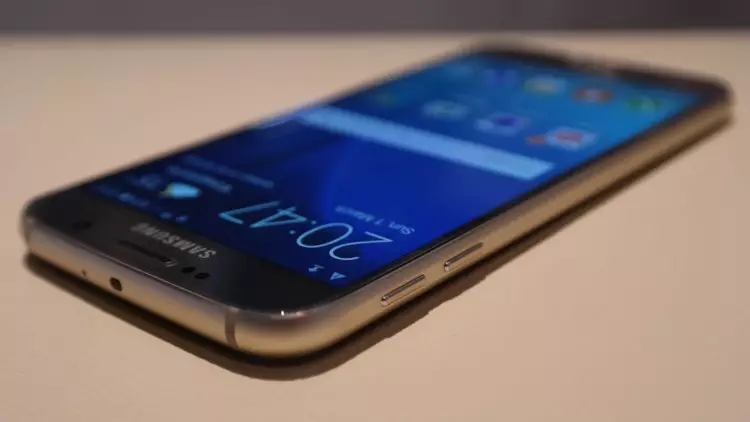 Galaxis S6.