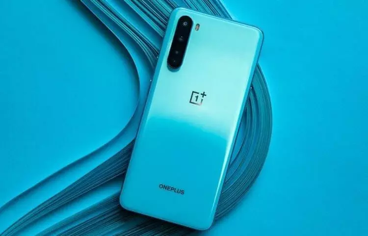 Il primo Drop-Test OnePlus Nord ha mostrato facile romperlo e graffiare 2045_1