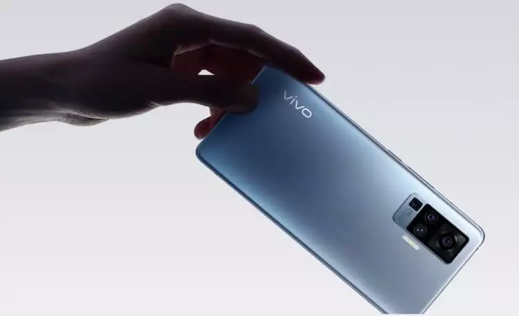 Smartphone Vivo dengan kamera yang tidak biasa akan segera muncul di Rusia, Ukraina dan Kazakhstan 2113_1