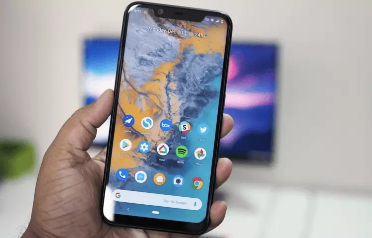 Google က Android ကဘာကြောင့်စာမျက်နှာတစ်ခုလုံးရဲ့စခရင်ကိုဘယ်လိုလုပ်ရမှန်းမသိတာလဲဆိုတာကိုရှင်းပြခဲ့တယ် 2148_3