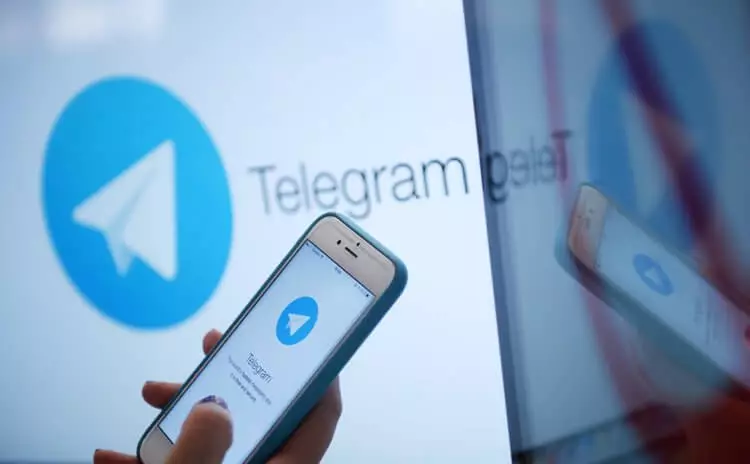 Paano magdagdag ng larawan sa Android Telegram sa nakasulat na post