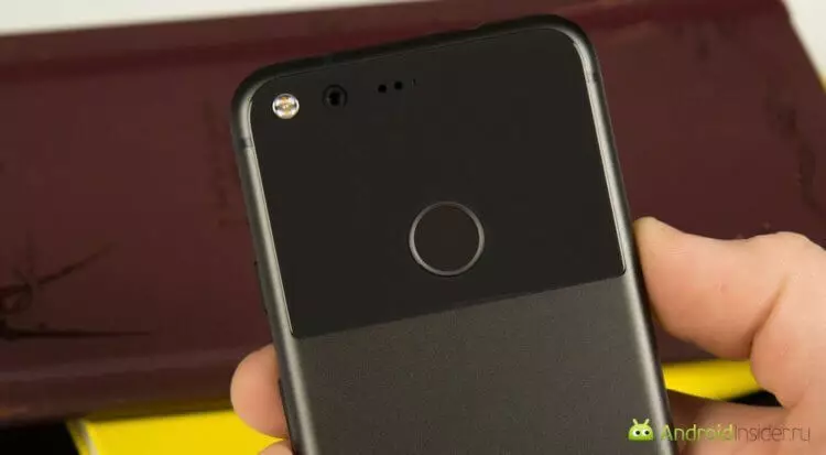 Dat ons waardeer in slimfone en van wat nog nie gereed is om die eienaars van Google Pixel weier 2243_2