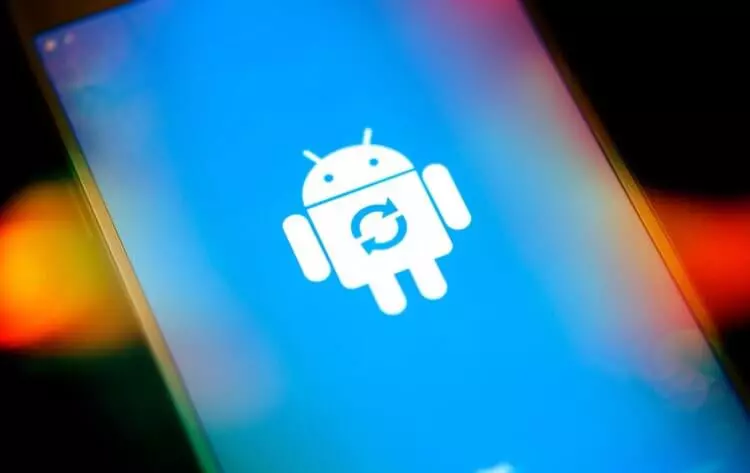 Il-bug l-ġdid Android jippermetti li l-applikazzjonijiet foloz jaħdmu minflok reali