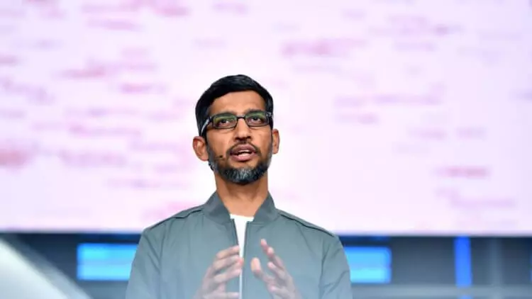 Nega Google CEO Google Pikfefe smartfonlari haqida gapirishdan uyatchan