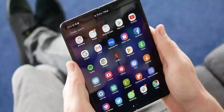 Belki de Samsung, Galaxy Fold'un kullanılabilir bir sürümünü serbest bırakacak