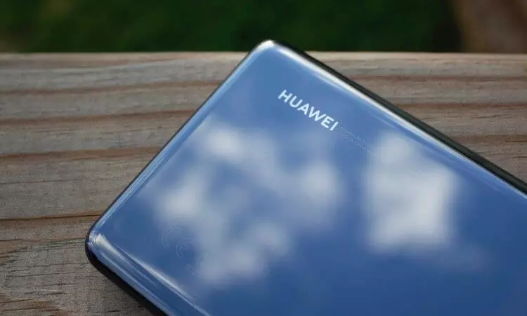 Huawei Mate 40 anaweza kuamka mapema zaidi kuliko kawaida. Lakini kwa nini? 2568_1