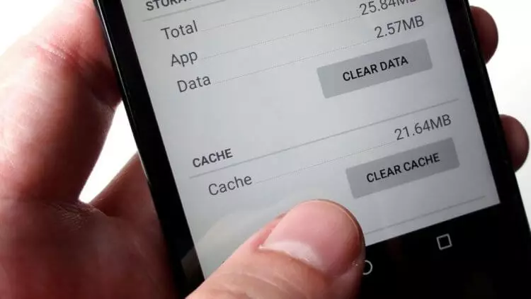 Għaliex jien qatt ma nikklerja l-memorja Android 2618_3