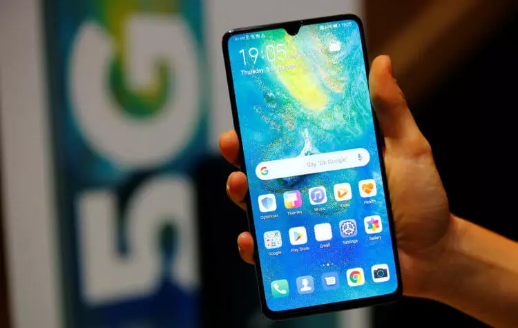 Huawei ya nuna yardarsa ta sanya software na Rasha 2901_2