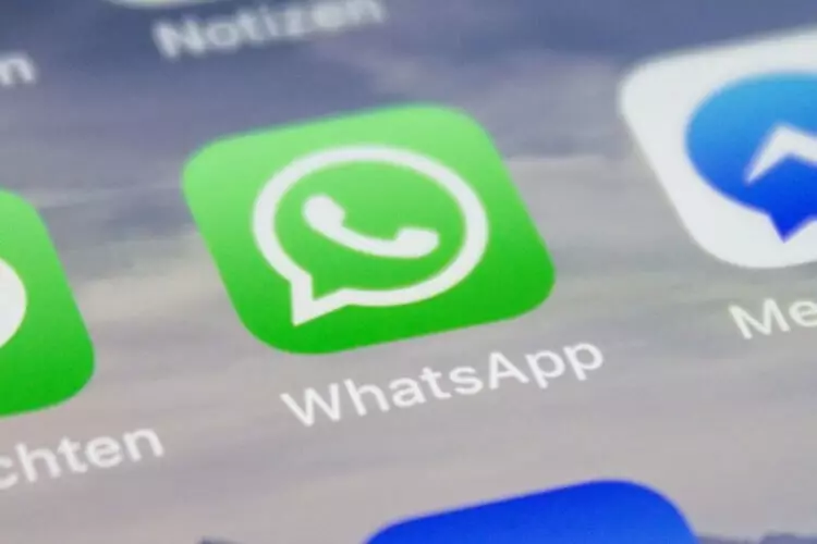 Whatsapp inokurudzira kukurumidza kugadzirisa mutumwa. Zvakaitika 3279_1