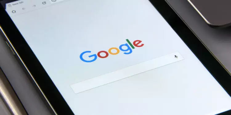 Porogaramu na serivisi nshya kuva Google, kubyerekeye utabizi 3554_1