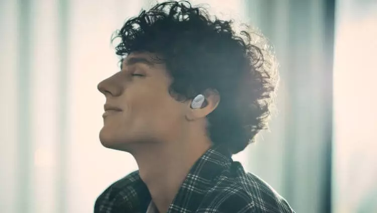 Encontró un análogo completo de airpods de Xiaomi. Estos auriculares pueden hacer lo mismo. 367_2