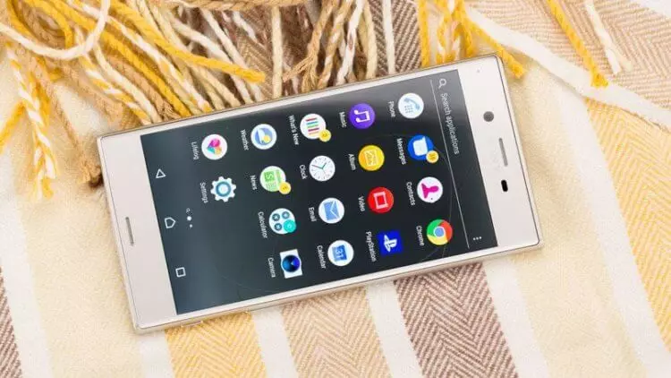 O to akoko si ile-iwe: Kini foonuiyara lori Android lati yan? 4082_2