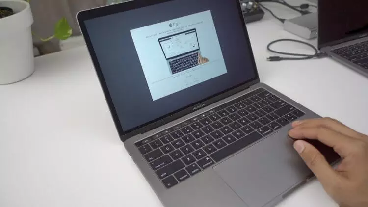 Što je bolje - Xiaomi RedMibook 14 ili MacBook Pro? 4192_5