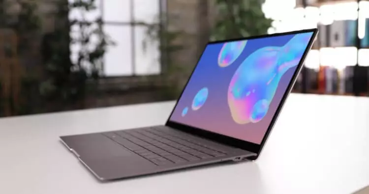 Ki se je predala novo ultrabook Samsung Galaxy Book S 4203_1