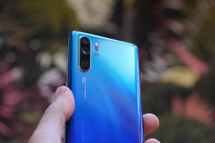 A cikin kyamarar Huawei P30 sun zama ayyuka masu mahimmanci biyu, kuma hakan yasa 5343_1