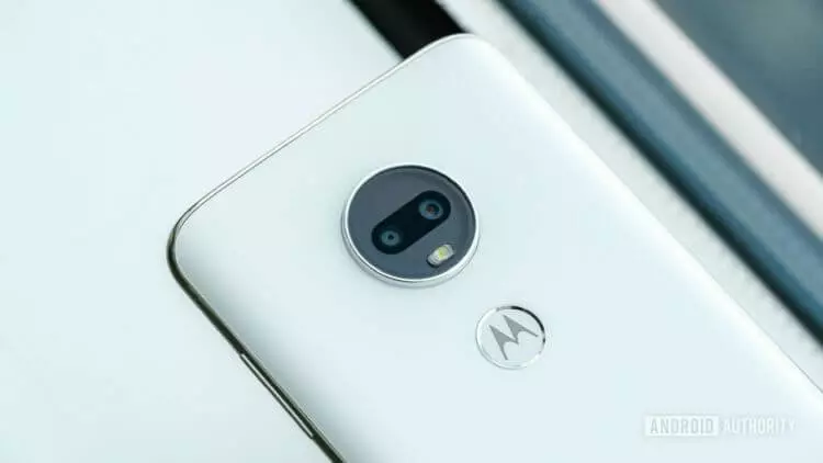 Motorola predstavil MOTO G7 HRAŤ, G7 POWER, G7 A G7 PLUS 5788_4