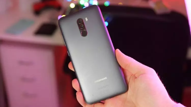 Das beste erschwingliche Smartphone auf Android 2018 benannt 6014_3