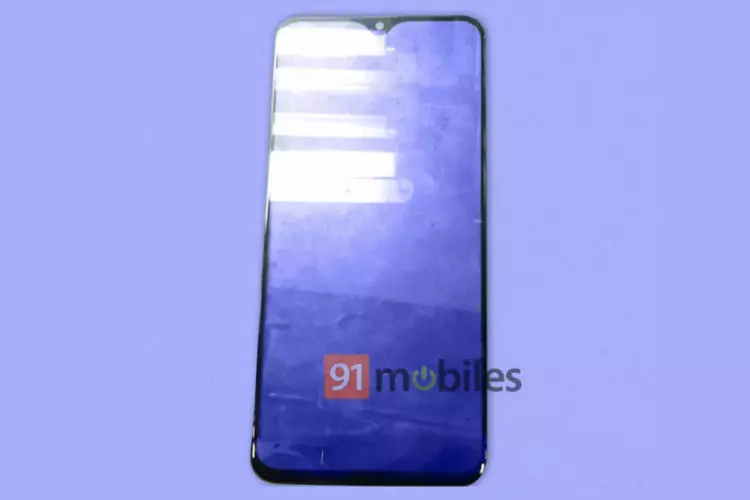 Samsung Galaxy M20 20 - ស្មាតហ្វូនថវិកាឆ្នាំ 2019 ជាមួយនឹងការឈប់សម្រាកក្នុងការបង្ហាញ?