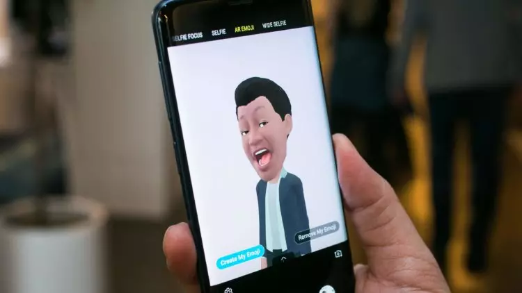 Самсунг је био посебно осрамоћен на рекламирање свог паметног телефона. Опет 6376_1