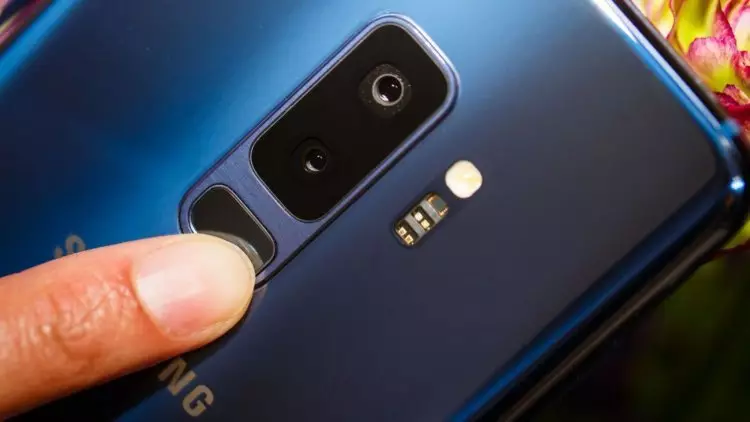 Wat wäert Samsung Galaxy S10 sinn? EXKLUSIV DESPIKT INSERVERS 6389_2