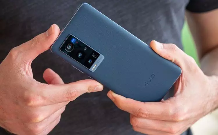 Kaofela ha rona re na le lebaka le tebileng la ho reka li-Smartphone vivo