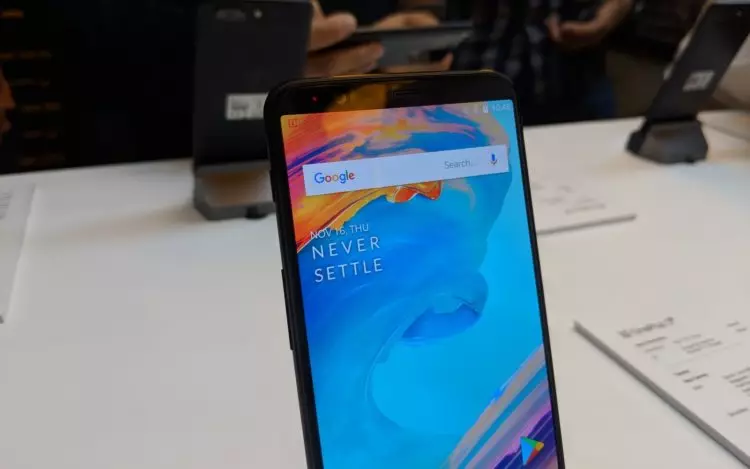 Oneplus, smartfonlarından ikisi üçün vacib bir yeniləmə buraxdı. 6524_1