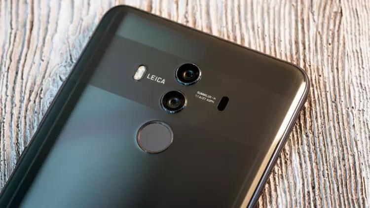 Huawei spottet neues iPhone und tizerit Flaggschiff Mate-20 7057_1