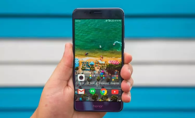 Huawei надградби на Android Oreo популарен паметен телефон 2016 година 7087_1