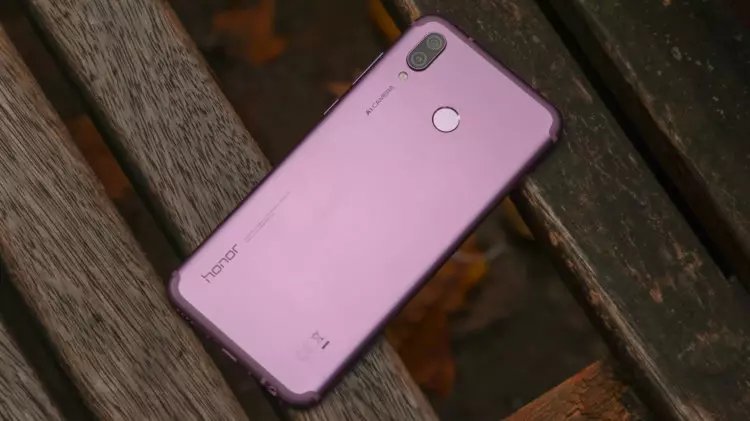 Бета тесты Android 9 Pele өчен 5 Huawei Smarmphones 7090_1