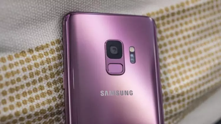 Aké farby galaxie S10 potešia Samsung? Odpovedať zasvätenec 7172_1