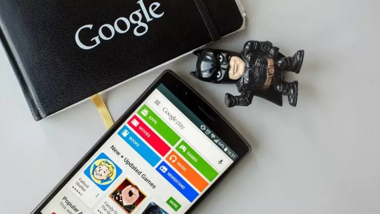 গুগল বড় মাপের Google Play তে পরিষ্কারের শুরু করেছে 7411_1