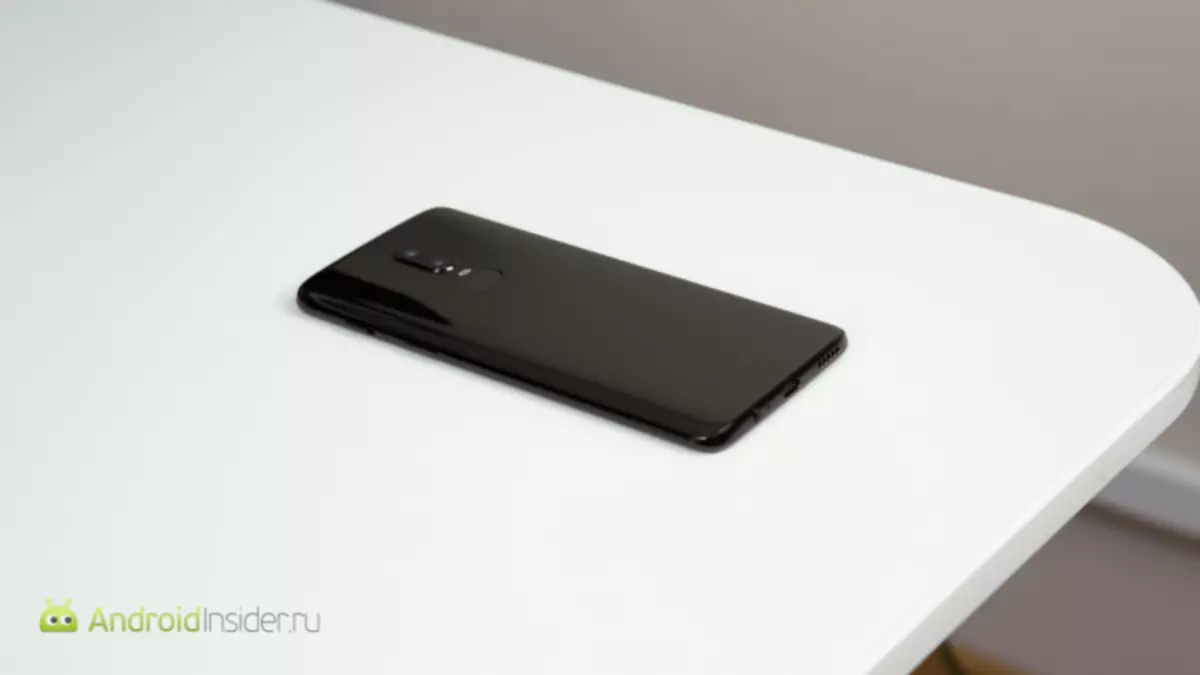 Video: OnePlus 6 përvojë 7443_20