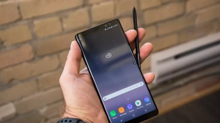 Samsung Galaxy Note 9 ilk 