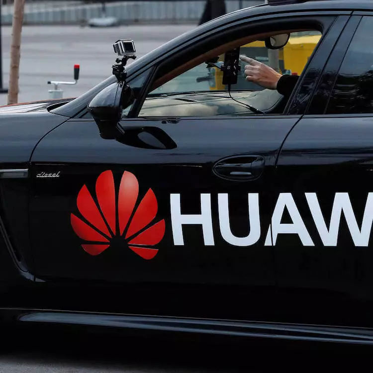 Huawei postavlja več milijard dolarjev v električni avto 767_2