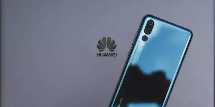 Ba boholong US ba batla Google ho emisa Katleho le Huawei 7723_1