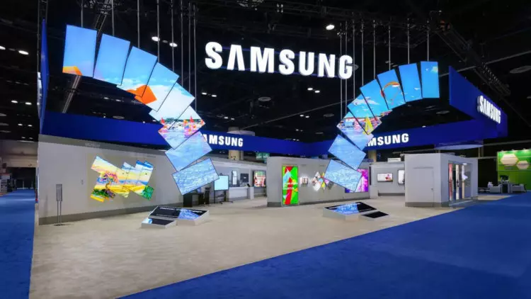 Samsung visade sig vara en liten helt enkelt crammed display 7749_1